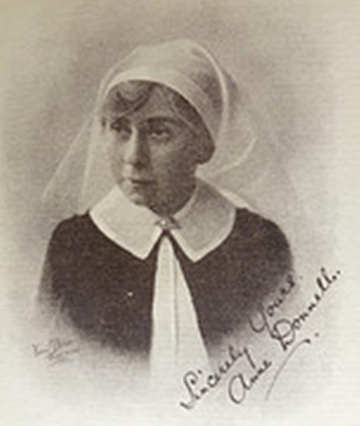 Virtual War Memorial | Anne DONNELL