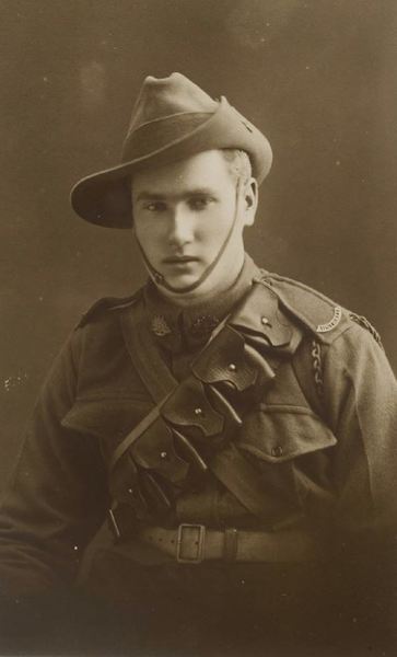 The grave of Harold Thomas Bell of Walpeup, Victoria. He died of wounds ...