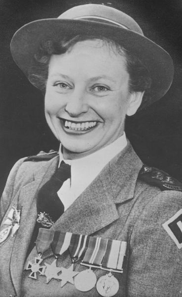 Virtual War Memorial | Vivian BULLWINKEL (STATHAM) AO, MBE, ARRC, ED,